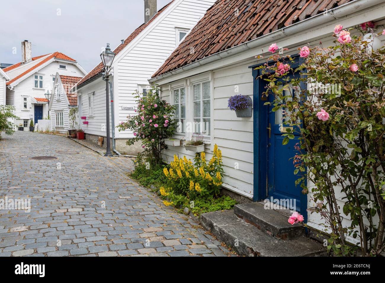 Wooden cladded buildings hi-res stock photography and images - Alamy