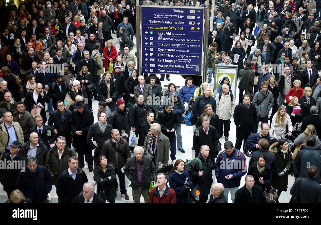 Stranded people train platform hi-res stock photography and images - Alamy