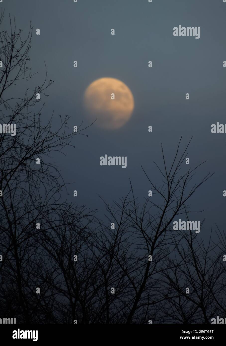 Full moon yorkshire hi-res stock photography and images - Alamy