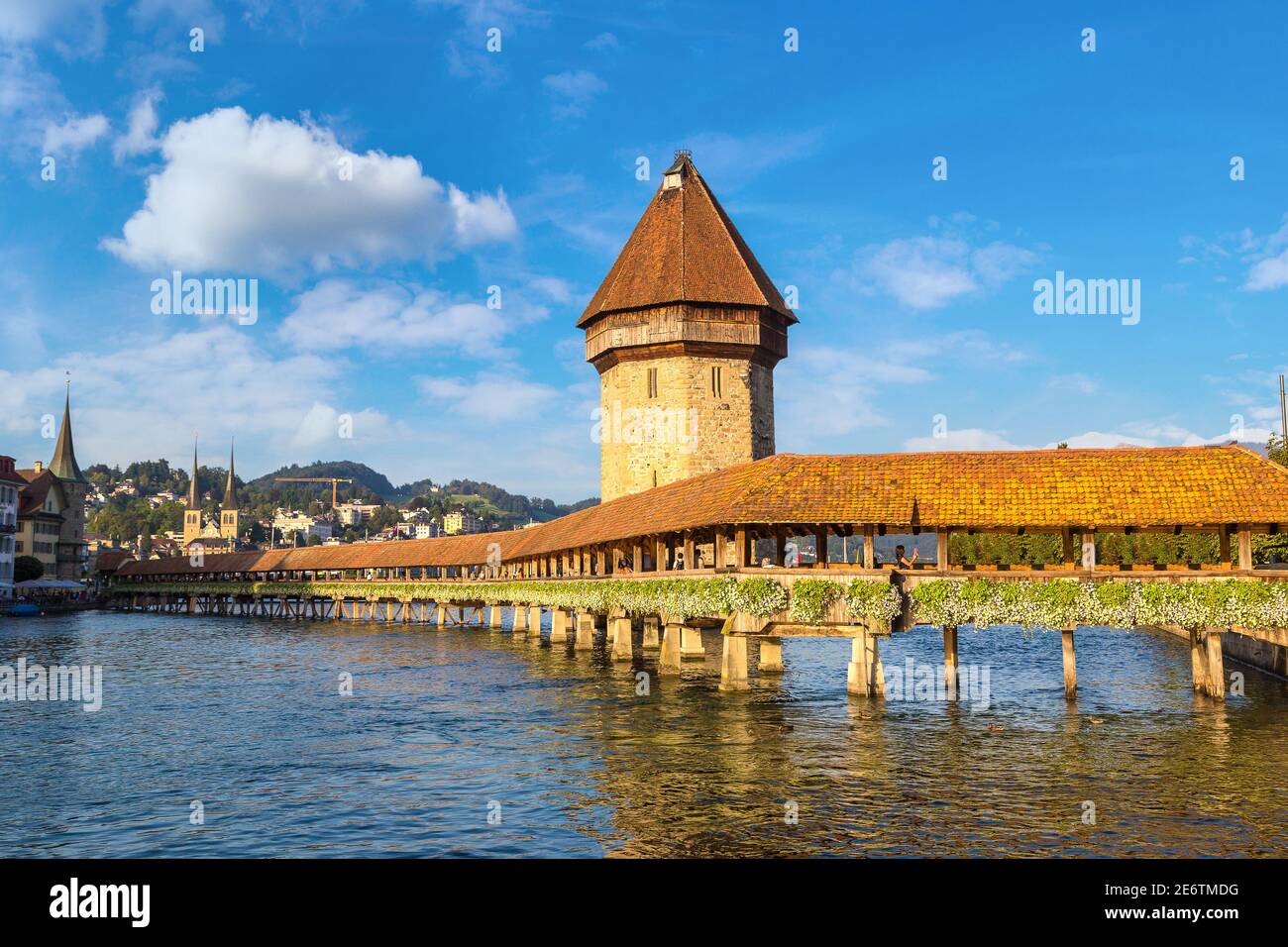 Famous Chapel bridge in Lucerne in a beautiful summer day, Switzerland ...