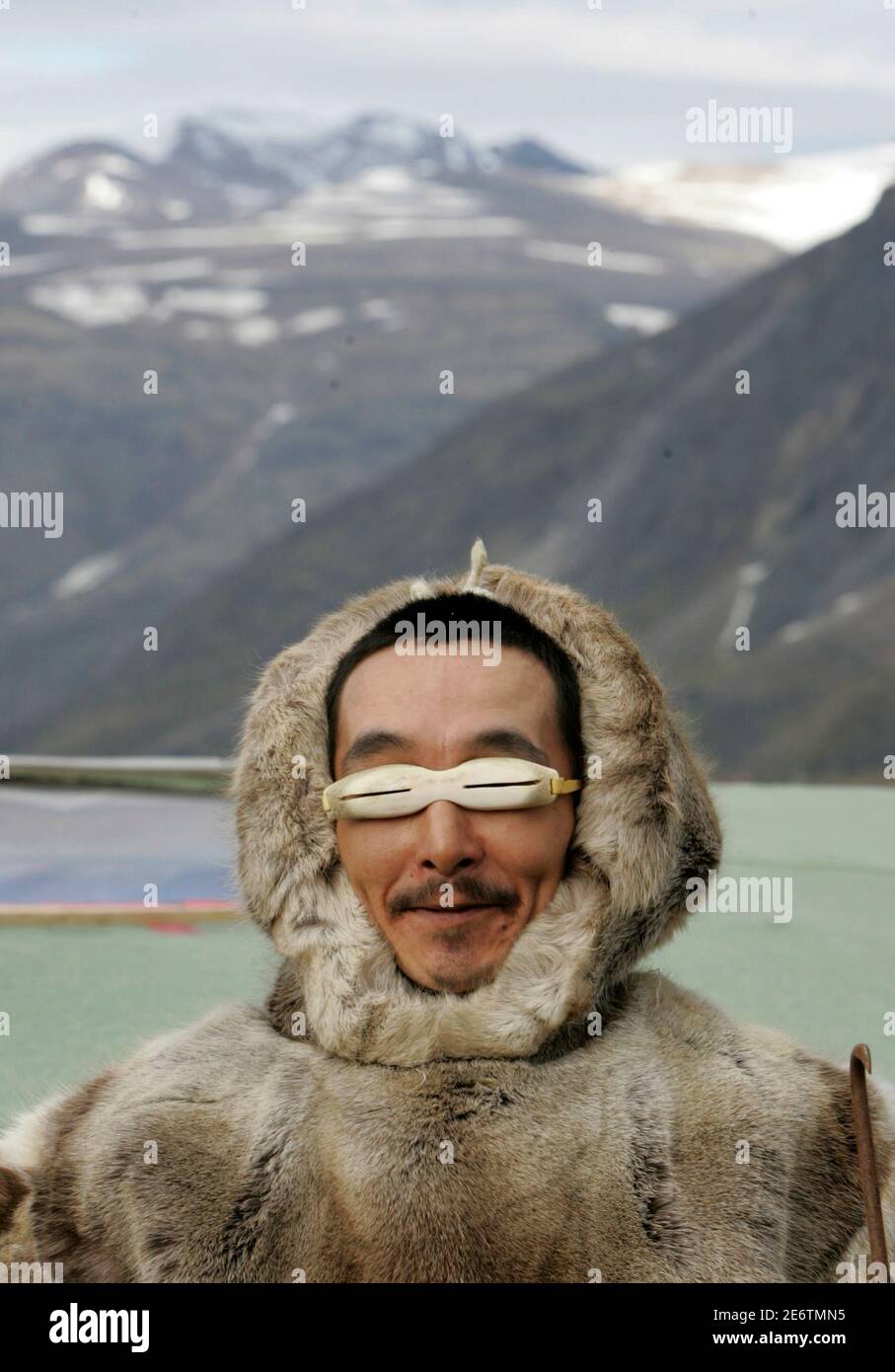 Inuit Hunting Canada High Resolution Stock Photography and Images - Alamy