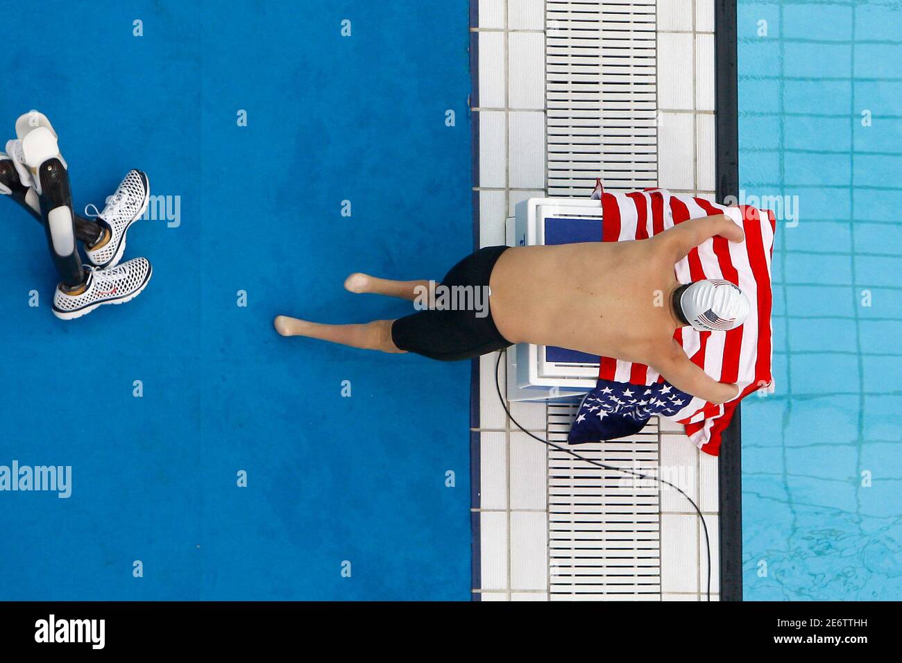 15 stars united states flag hi-res stock photography and images - Alamy