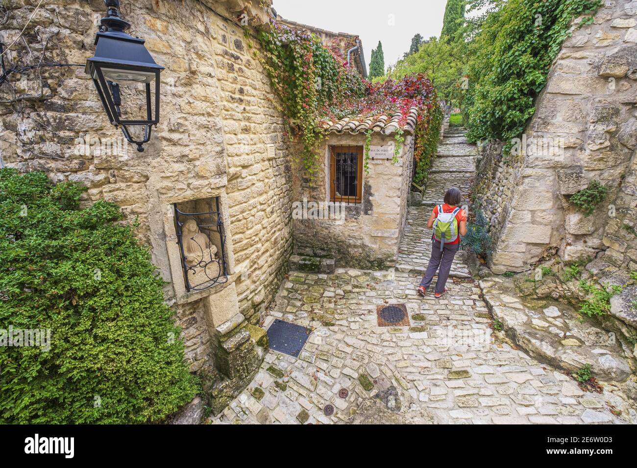 Crestet village hi-res stock photography and images - Alamy
