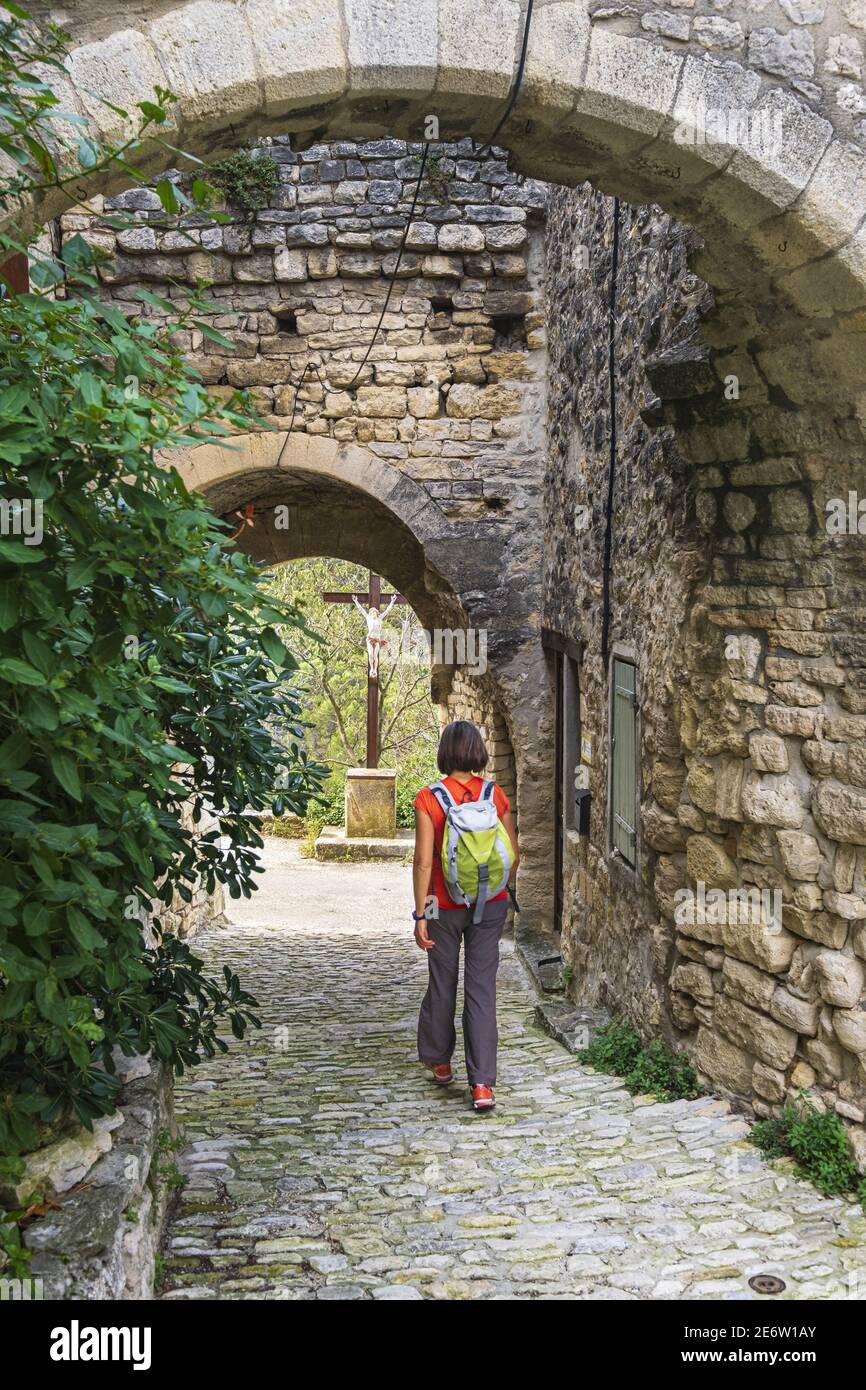France, Vaucluse, medieval village of Crestet Stock Photo - Alamy