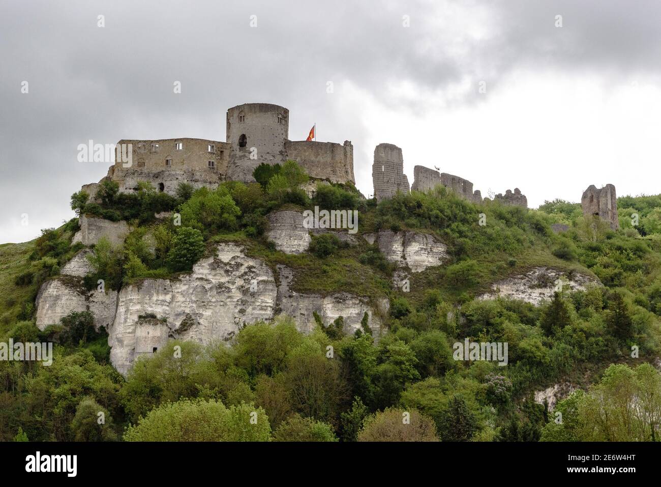 Chateau ruins hi-res stock photography and images - Alamy