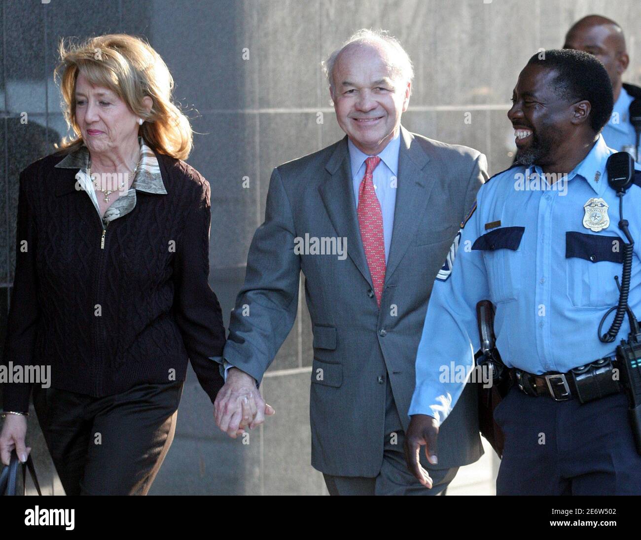 Kenneth lay enron hi-res stock photography and images - Alamy
