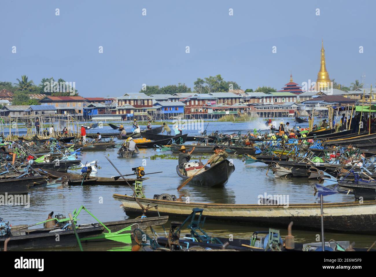 Myanmar (Burma), Shan State, Inle Lake, market day at Nampan village ...