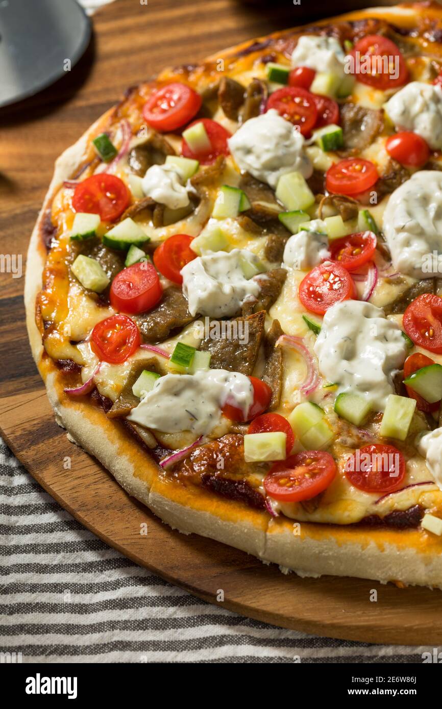 Gyro pizza hi-res stock photography and images - Alamy