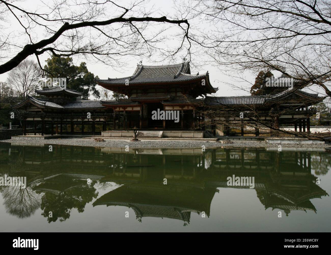 The tale of genji uji japan hi-res stock photography and images - Alamy
