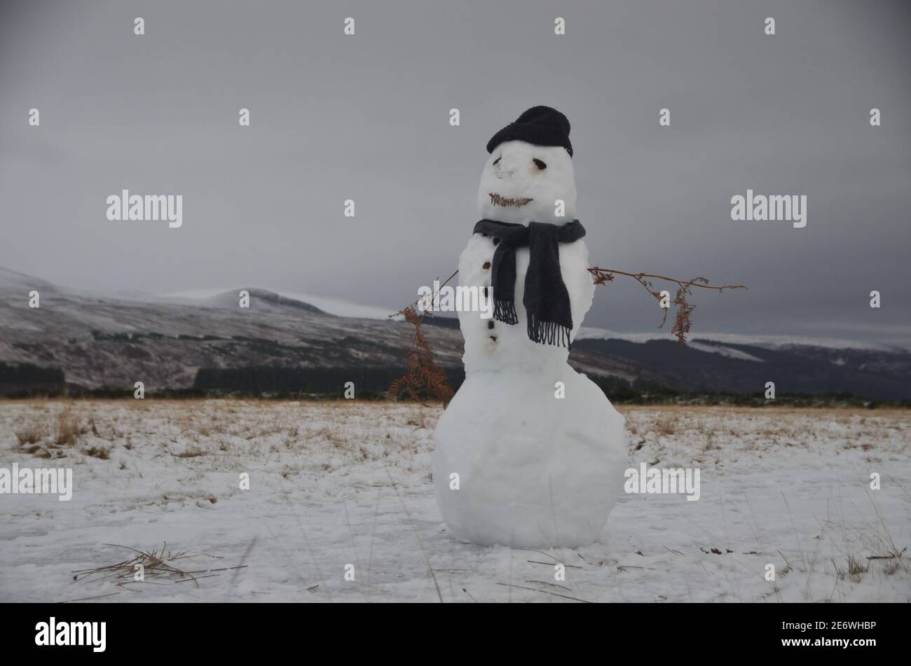 Snowman scottish highlands hi-res stock photography and images - Alamy