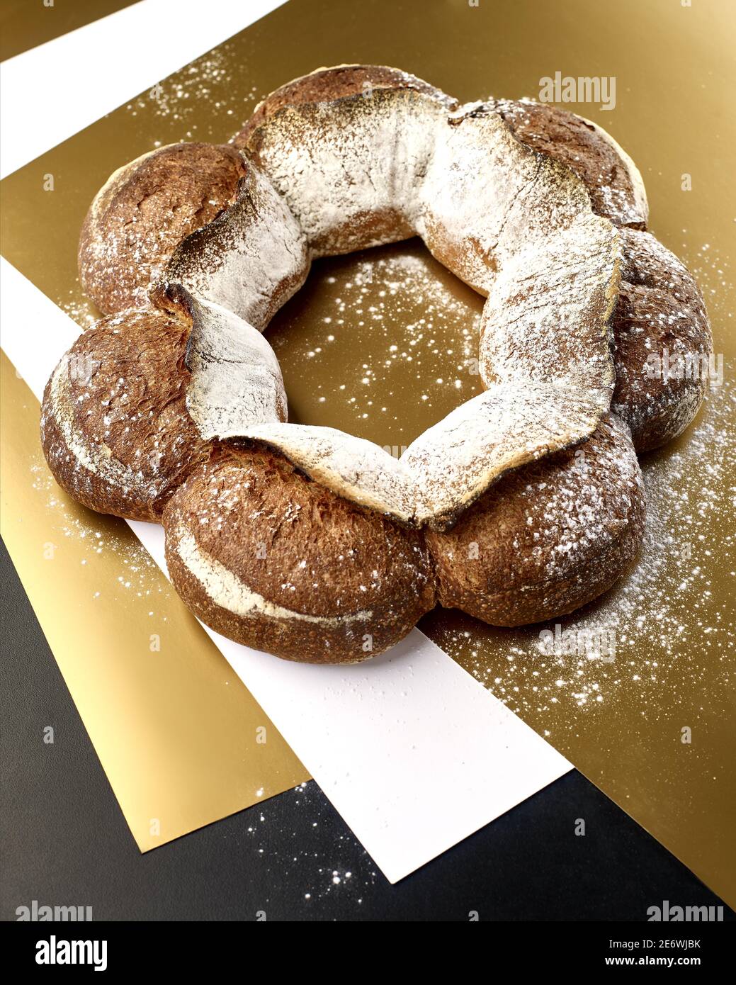 Bread crown hi-res stock photography and images - Alamy