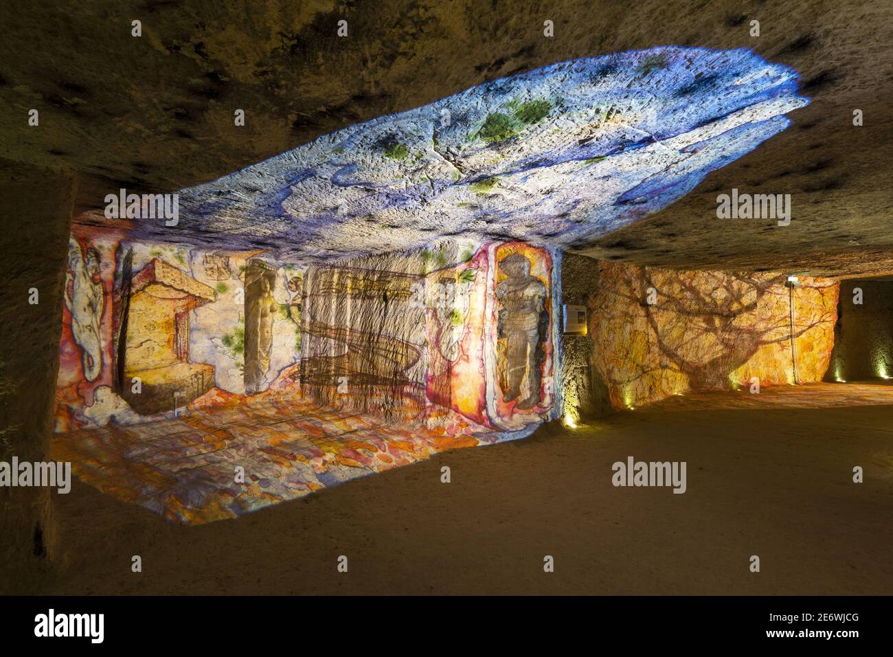 Light projections hi-res stock photography and images - Alamy