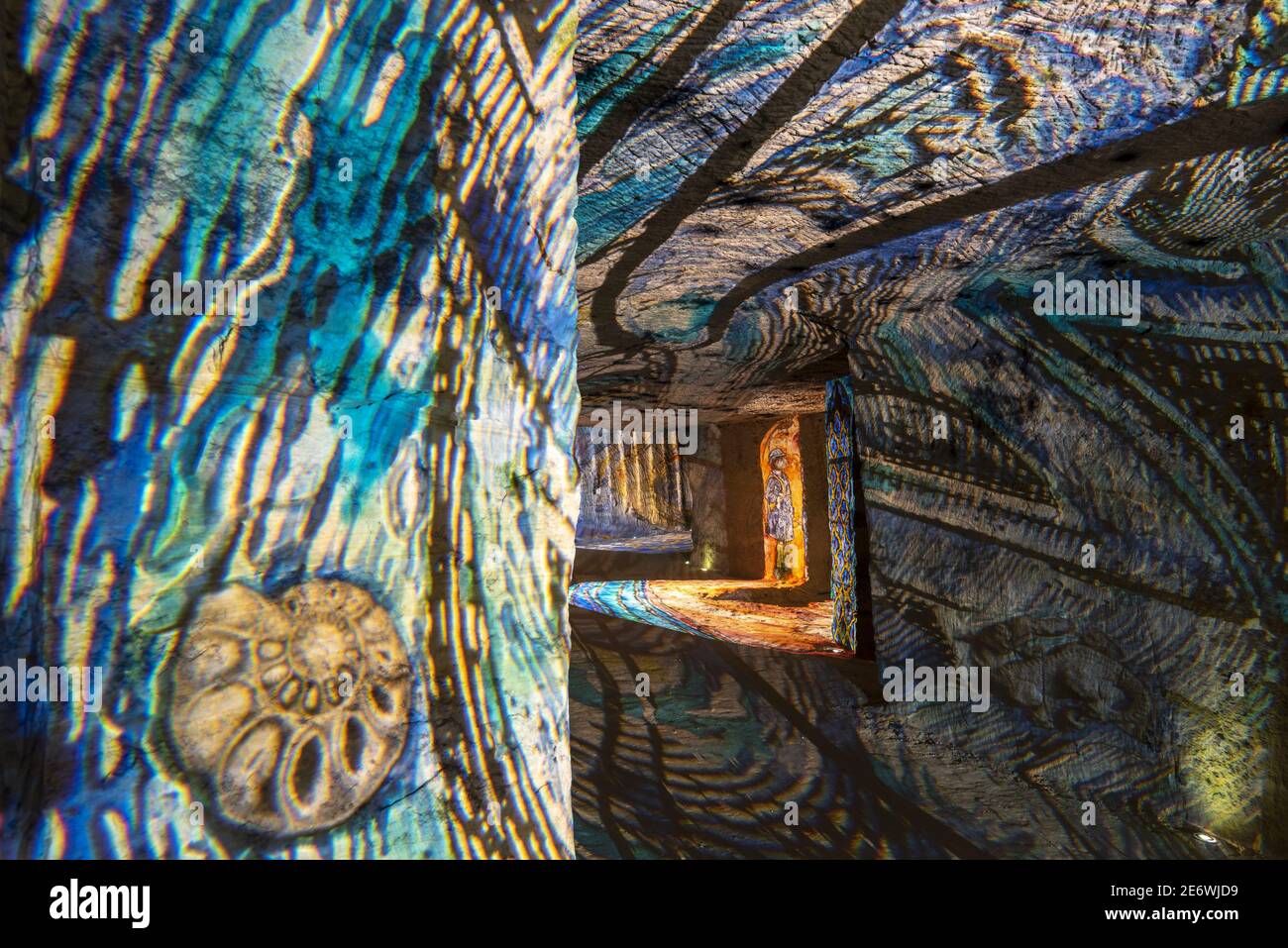 Light projections hi-res stock photography and images - Alamy