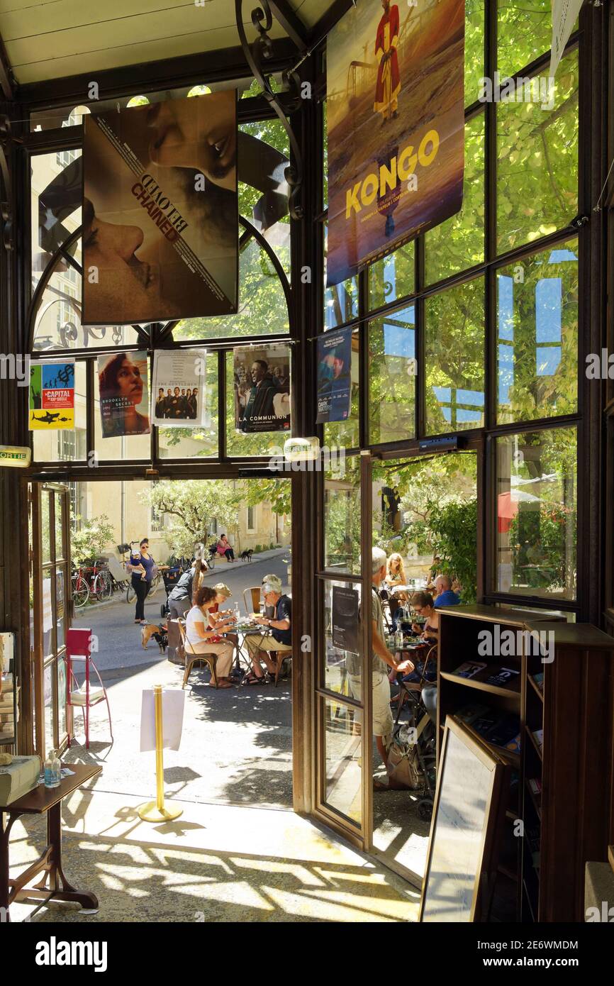 Utopia bar hi-res stock photography and images - Alamy