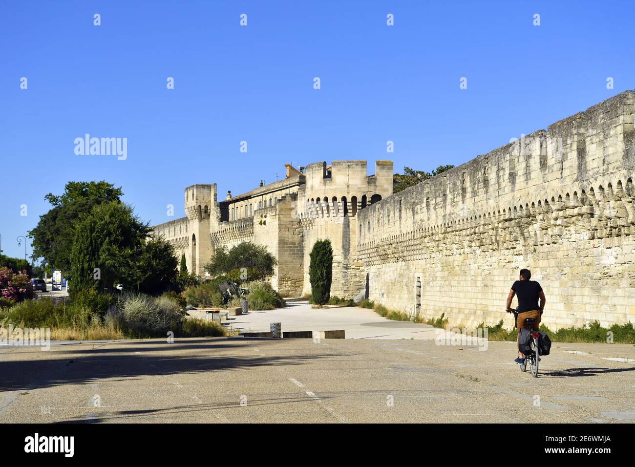 France, Vaucluse, Avignon, city wall, the ramparts Stock Photo - Alamy