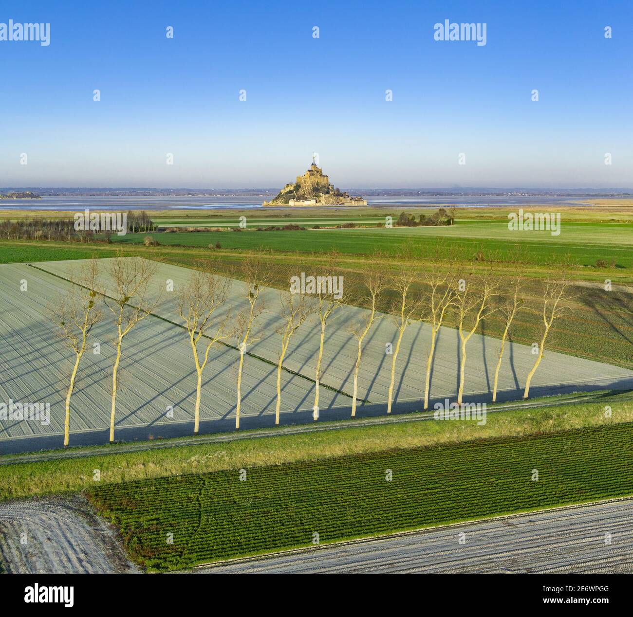 Normandy market mont saint michel hi-res stock photography and images ...