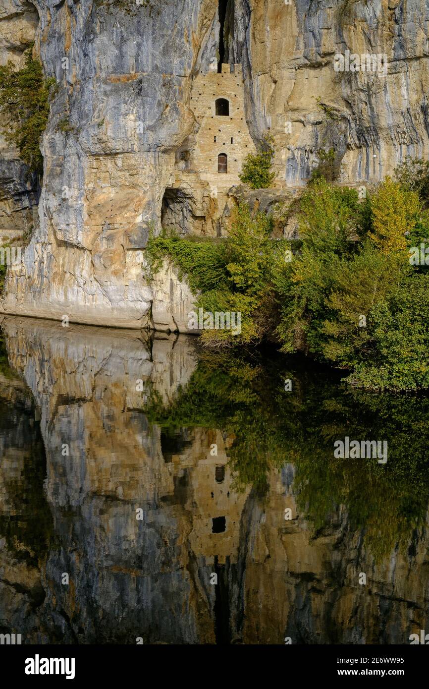 France, Lot, Quercy, Saint-Cirq-Lapopie, labelled one of the most ...