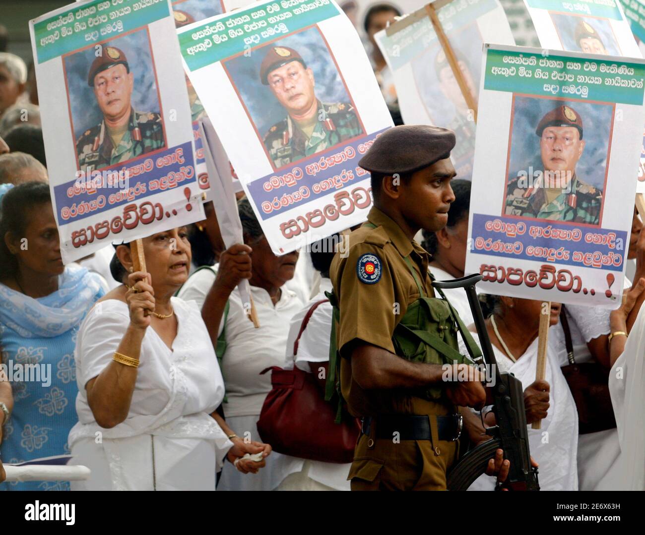 Ltte women hi-res stock photography and images - Alamy