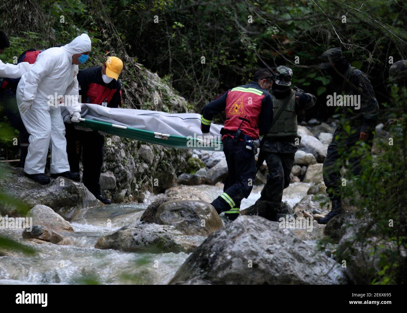 Six dead bodies found hi-res stock photography and images - Alamy