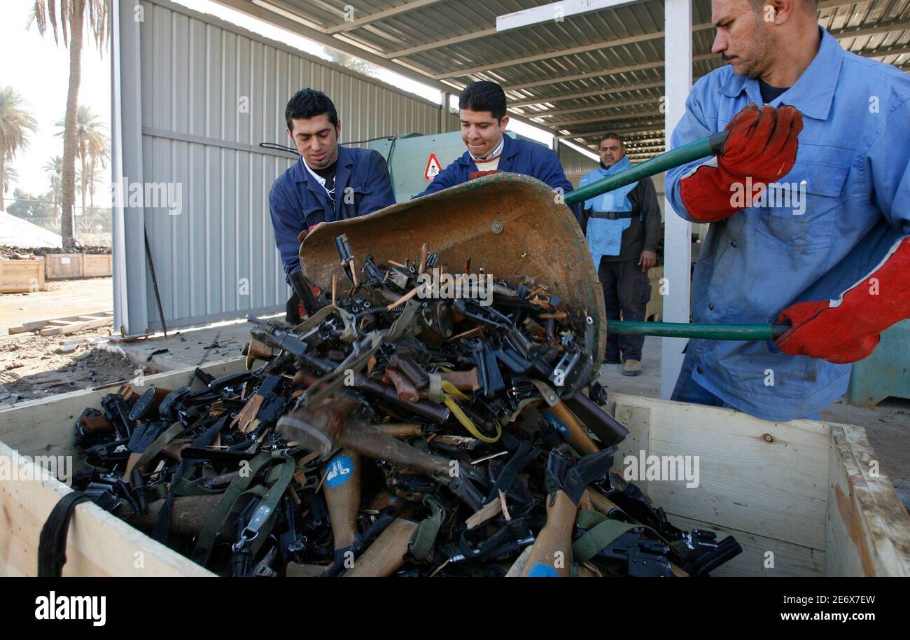 Uxo operations hi-res stock photography and images - Alamy