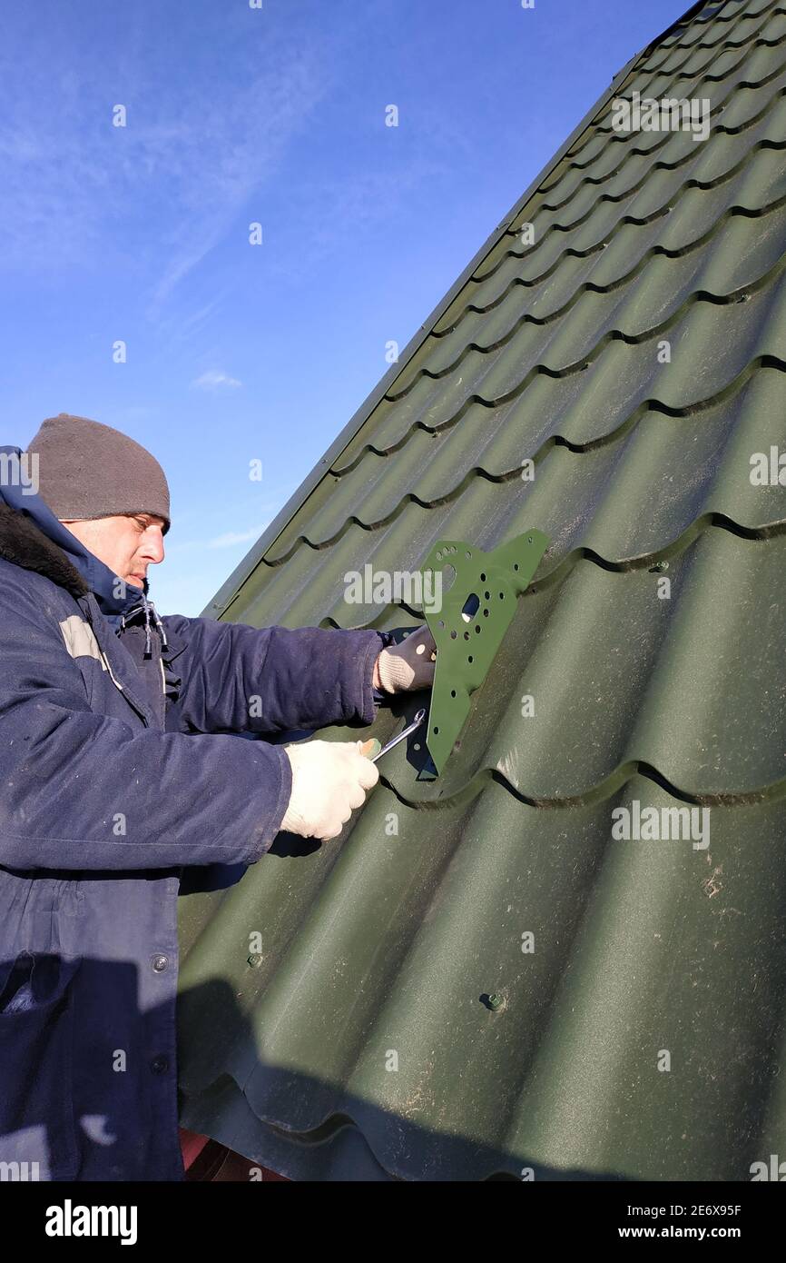 Snow cutting elements hi-res stock photography and images - Alamy