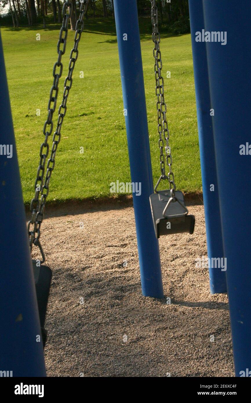 School ground kids playing hi-res stock photography and images - Alamy