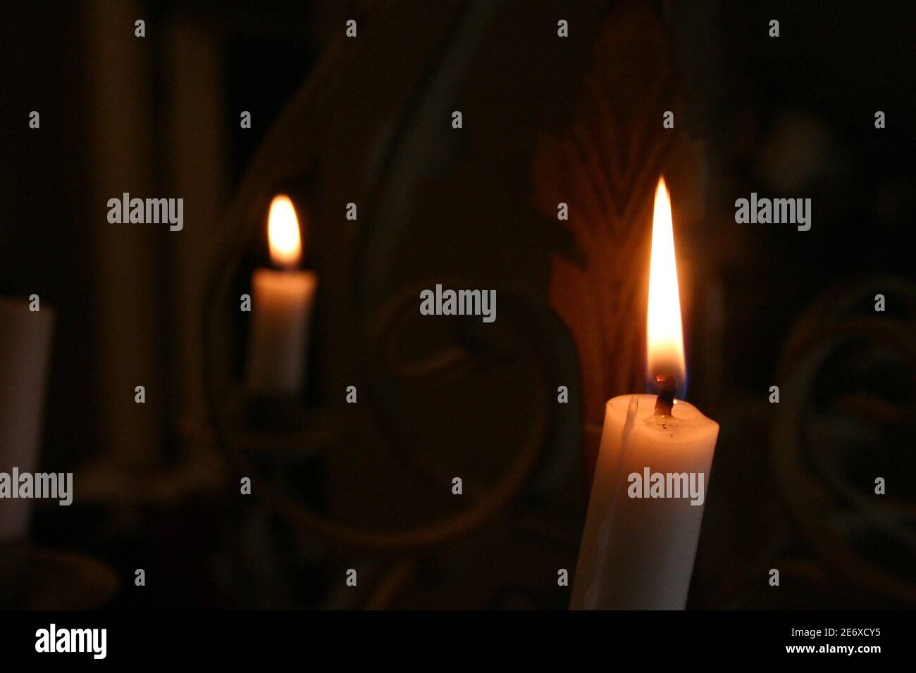 Relaxing candle light hi-res stock photography and images - Alamy