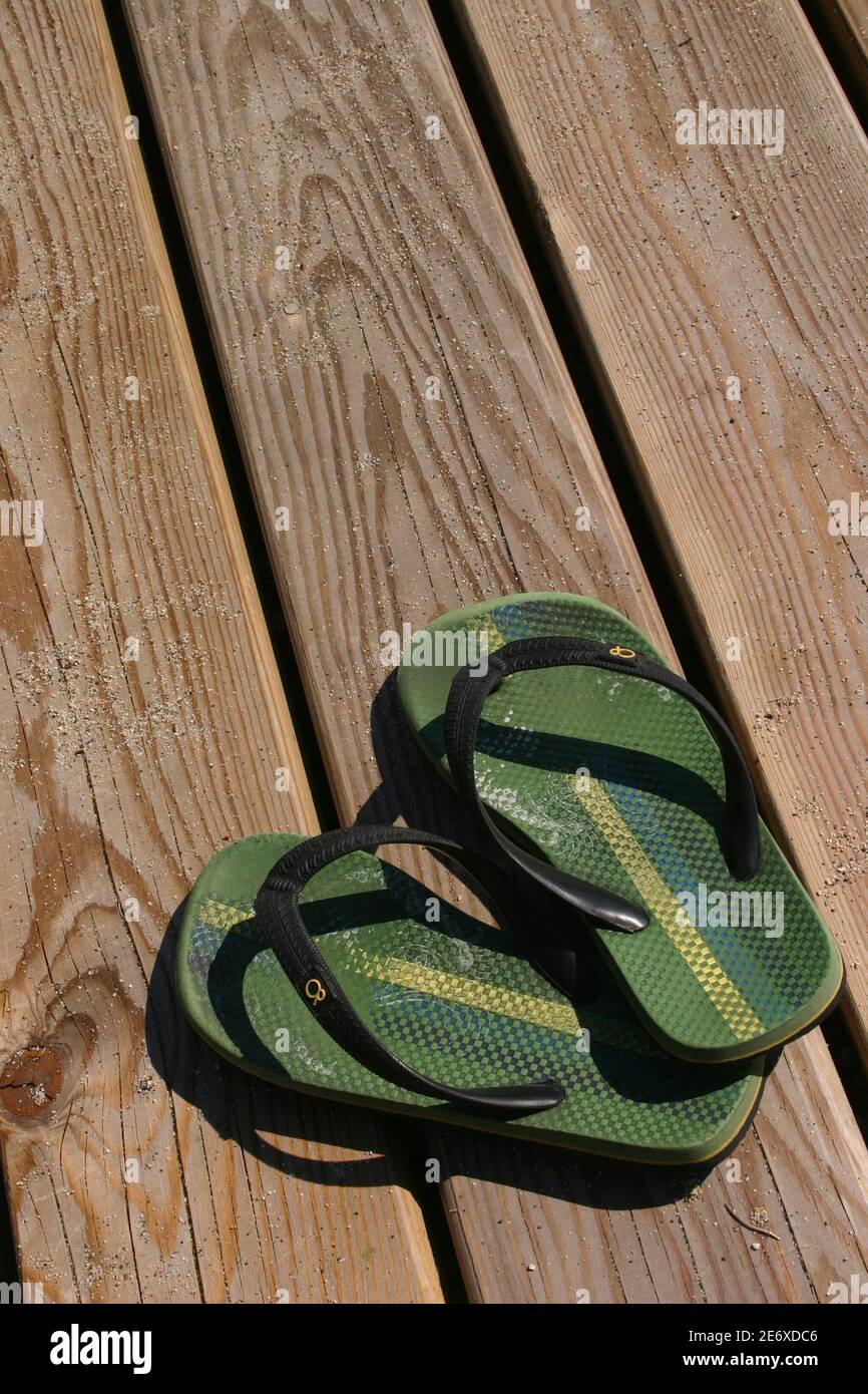Kids flip flops hi-res stock photography and images - Alamy