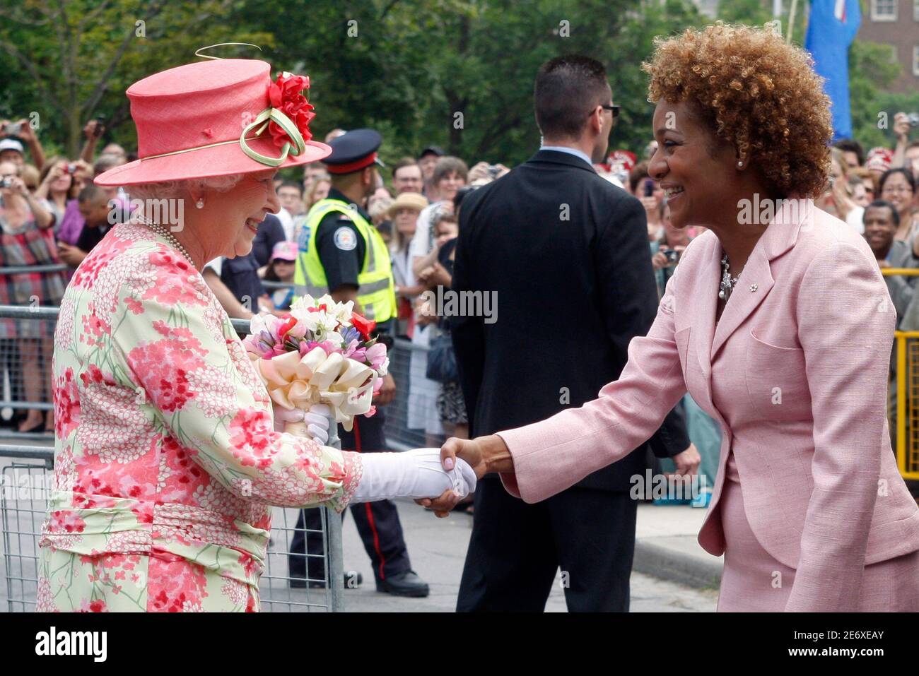 Michaelle jean queen elizabeth hi-res stock photography and images - Alamy