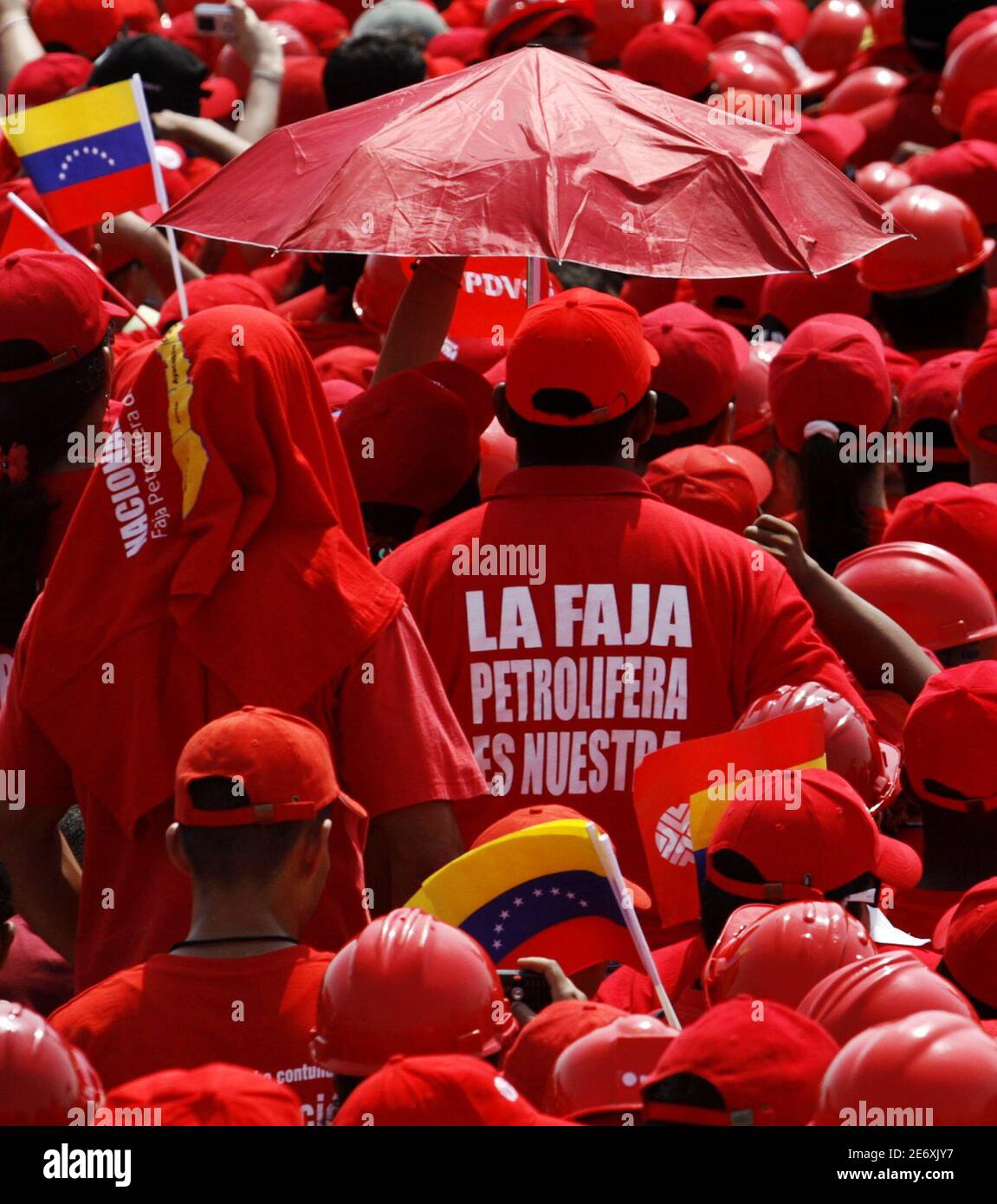 Venezuela oil fields hi-res stock photography and images - Alamy