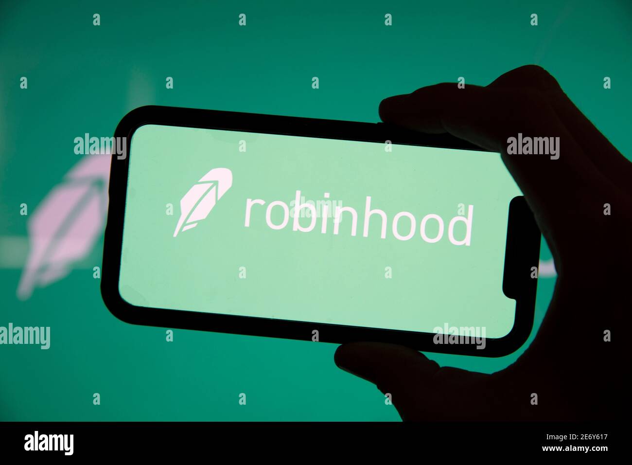 Investment management app robinhood hi-res stock photography and images ...