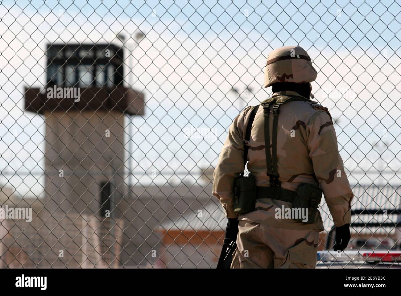 Mexican riot police guard mexican hi-res stock photography and images ...