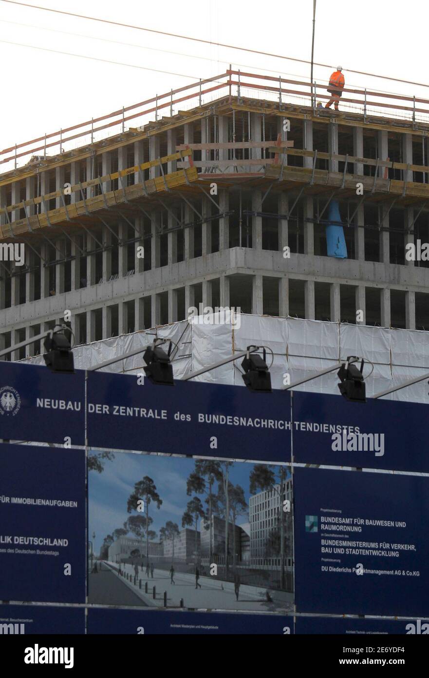 Bnds hi-res stock photography and images - Alamy