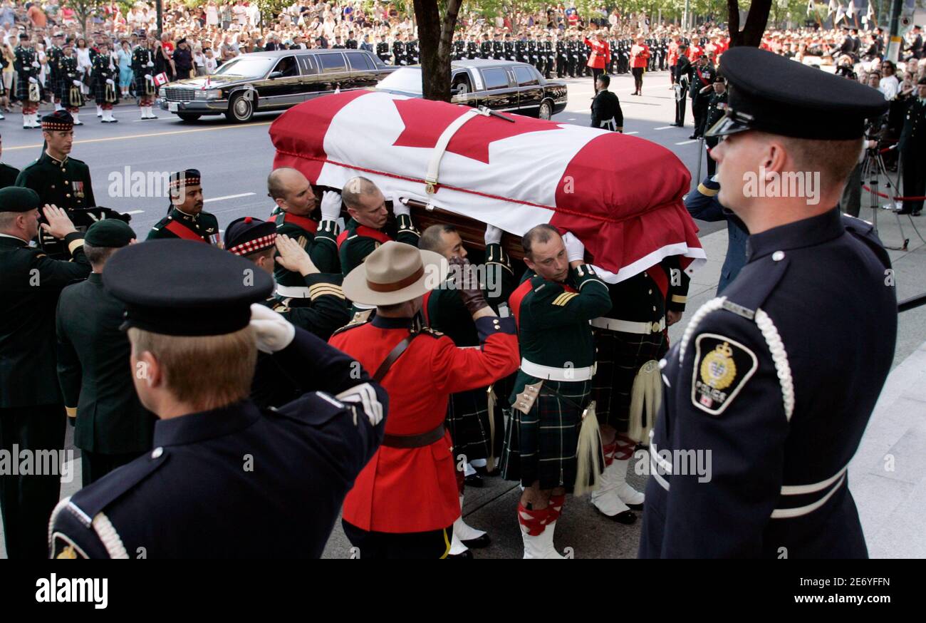 Medal of bravery canada hi-res stock photography and images - Alamy