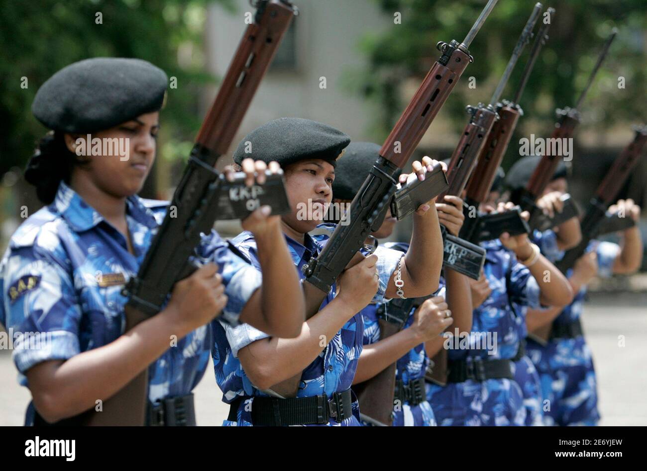 Indian rapid action force raf hi-res stock photography and images - Alamy