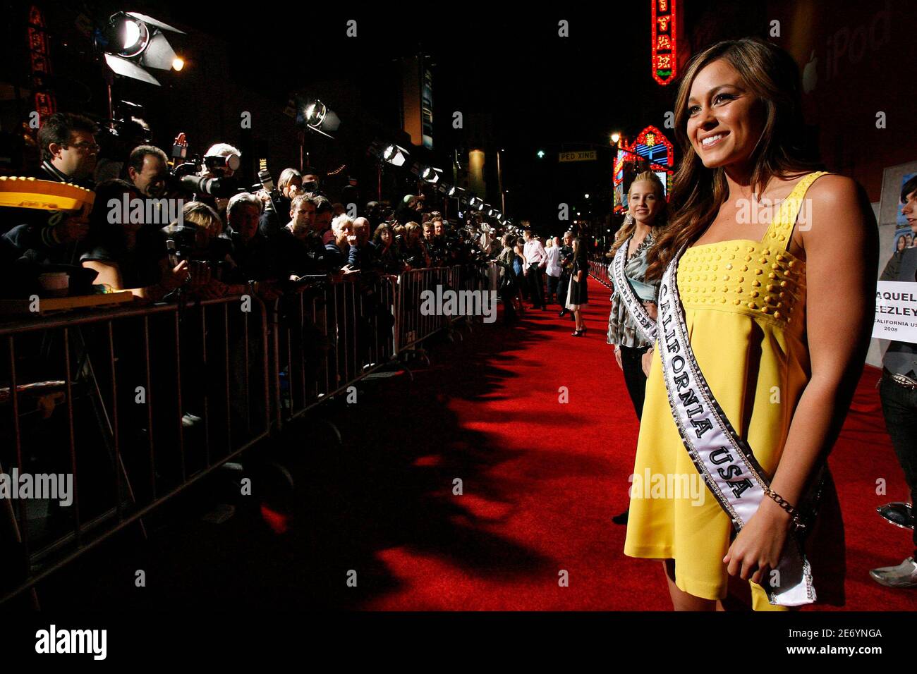 Miss teen california usa hi-res stock photography and images - Alamy