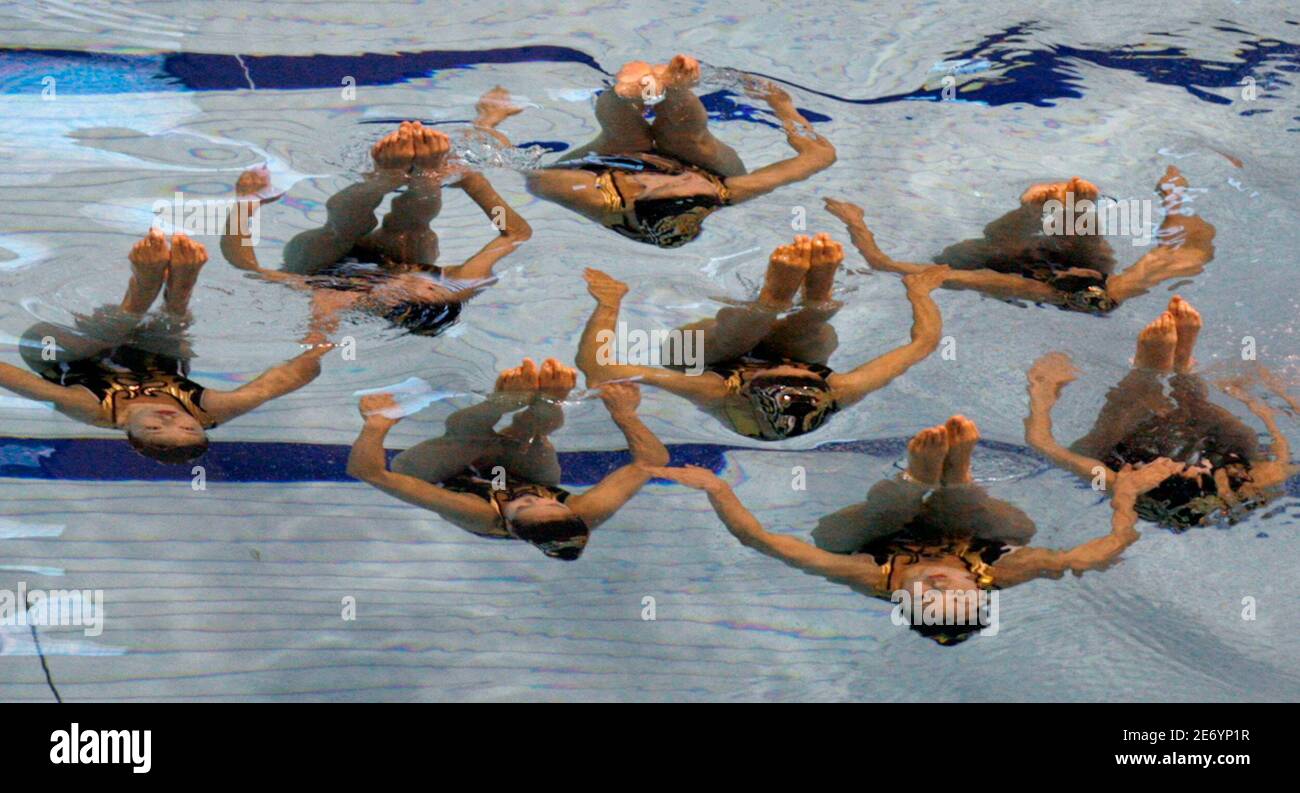 Synchronized Swimming Japan High Resolution Stock Photography and ...