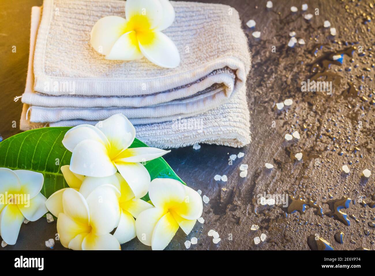 Spa and wellness setting Stock Photo - Alamy