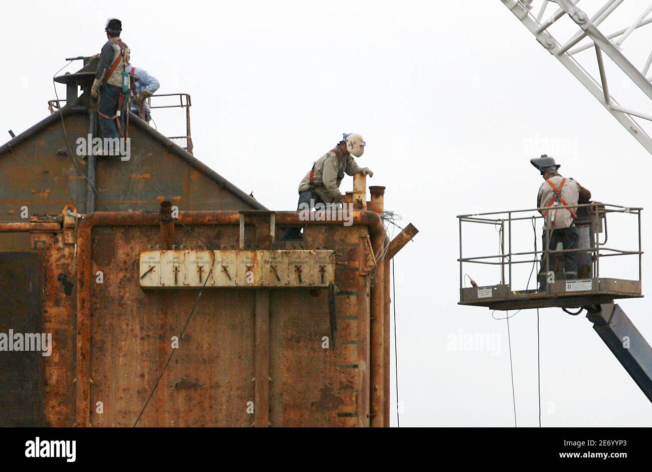 Oil spill containment system hi-res stock photography and images - Alamy