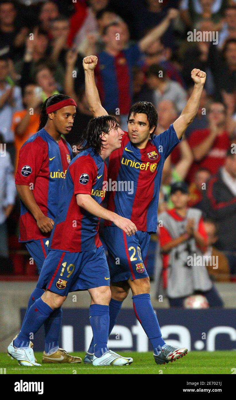Leo messi 2006 hi-res stock photography and images - Alamy
