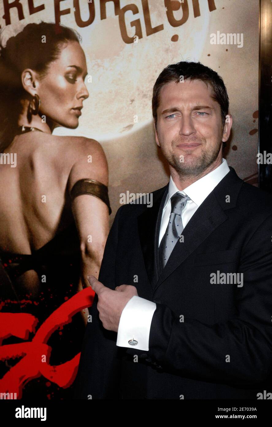 300 Gerard Butler High Resolution Stock Photography and Images - Alamy