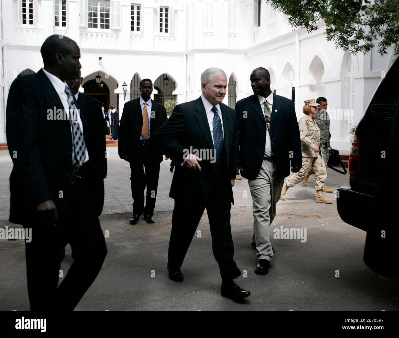 Robert m gates hi-res stock photography and images - Alamy