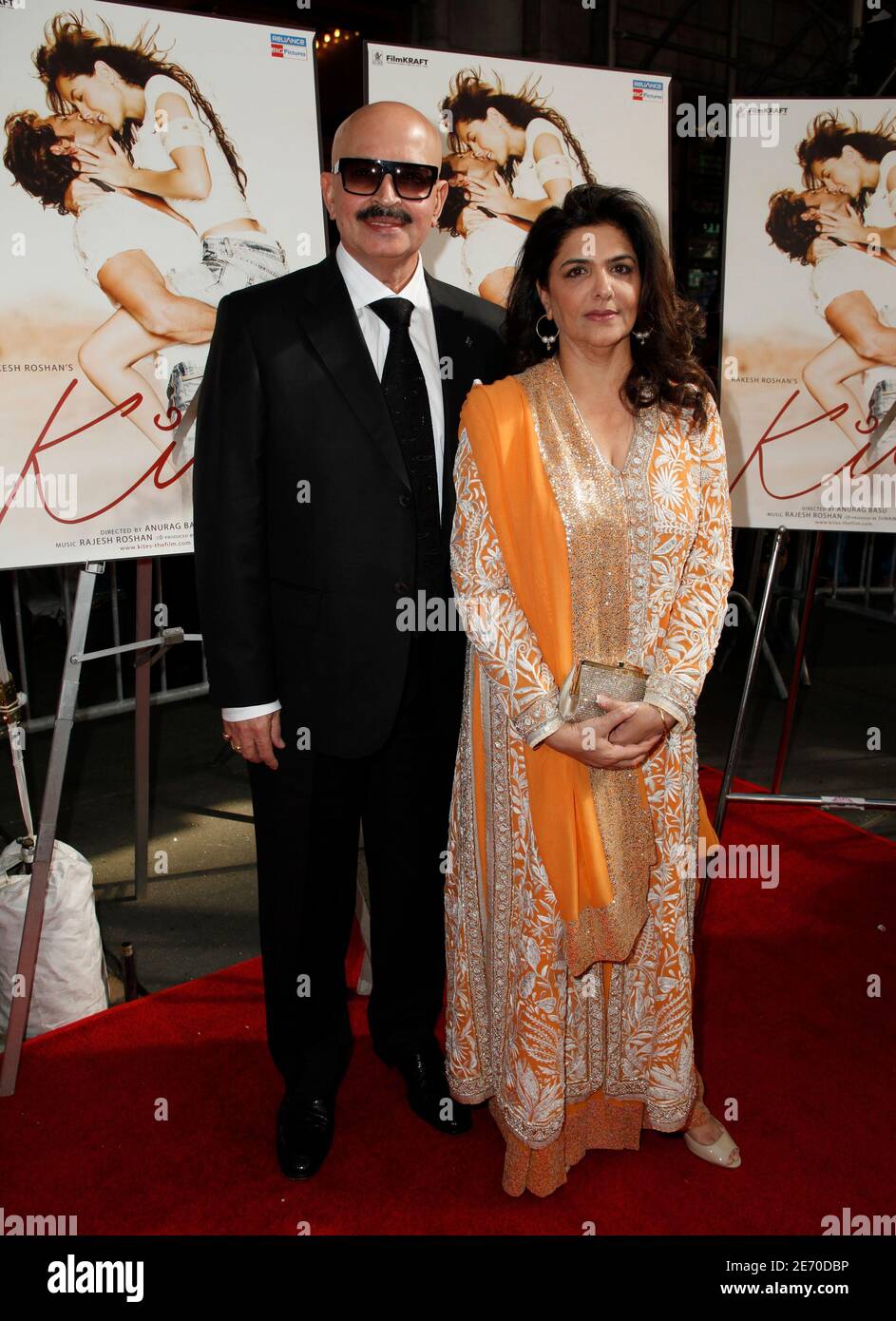 Rakesh roshan and pinky hi-res stock photography and images - Alamy