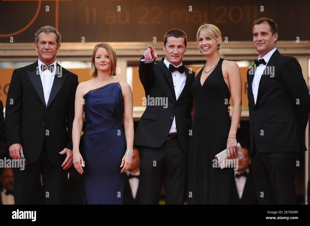 (L-R) Mel Gibson, Jodie Foster, writer Kyle Killen, wife Laura Allen ...