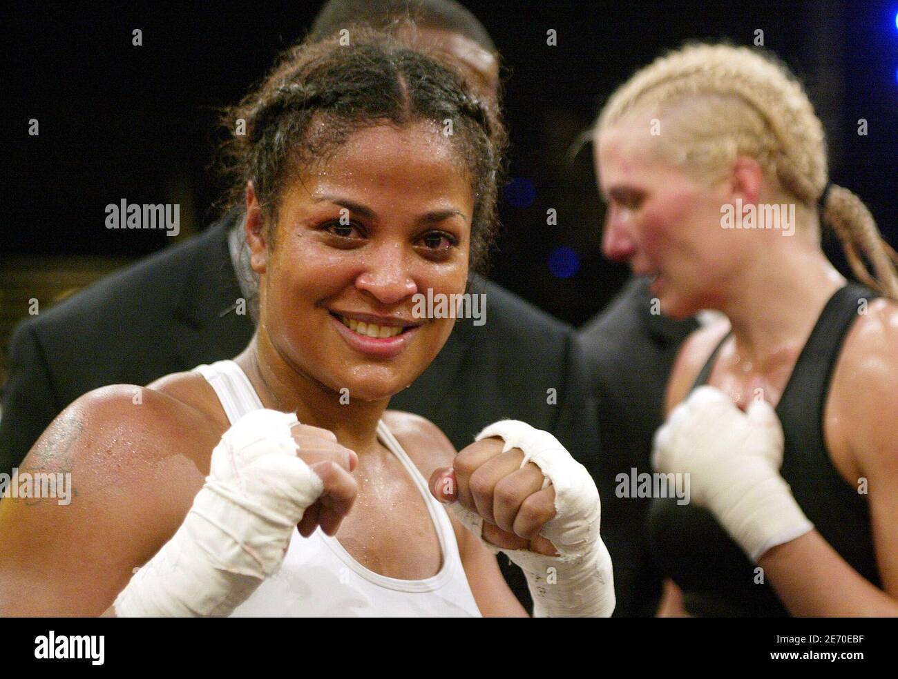Laila ali u s daughter boxing hi-res stock photography and images - Alamy