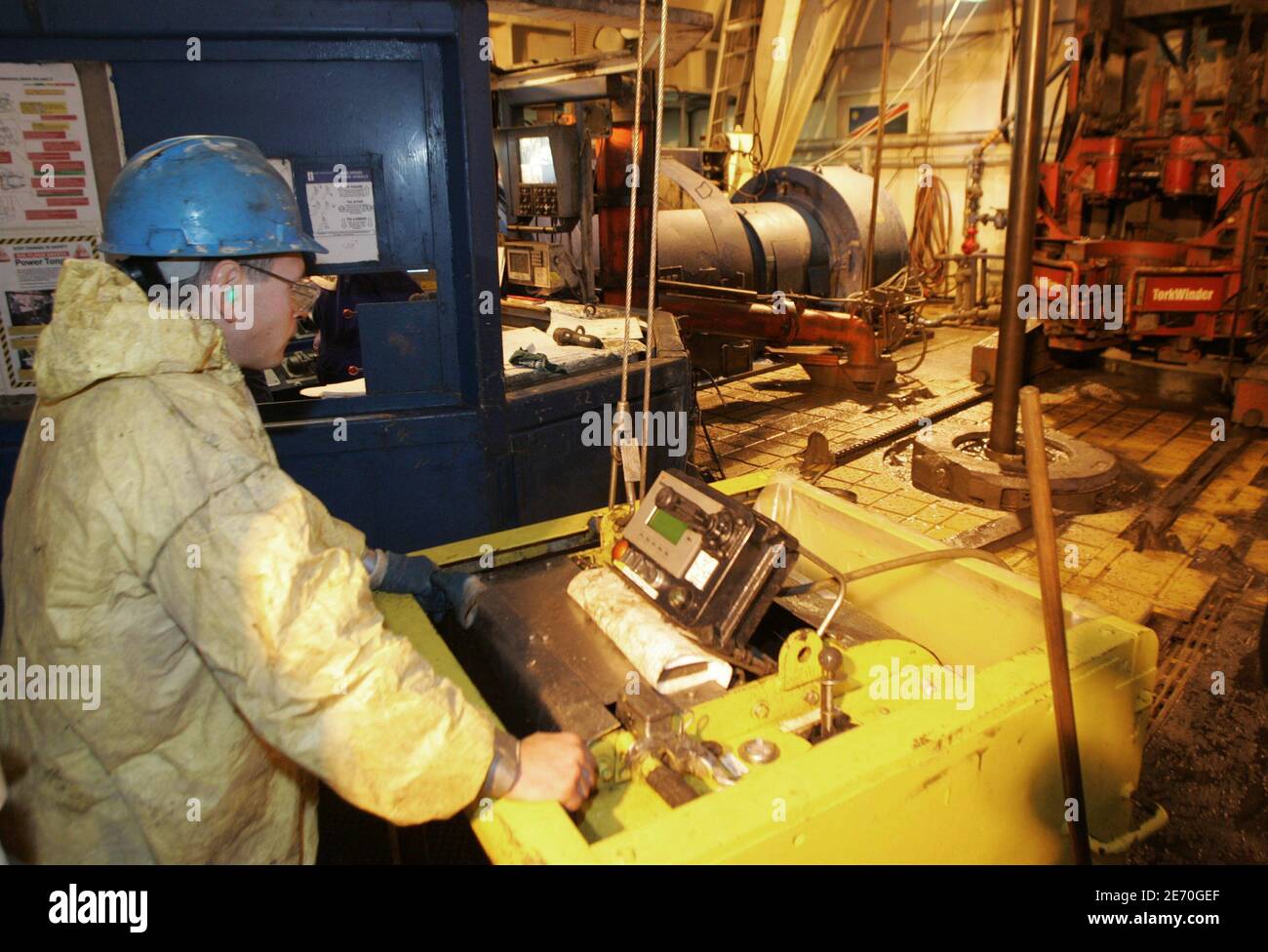 Exxon mobil rig hi-res stock photography and images - Alamy