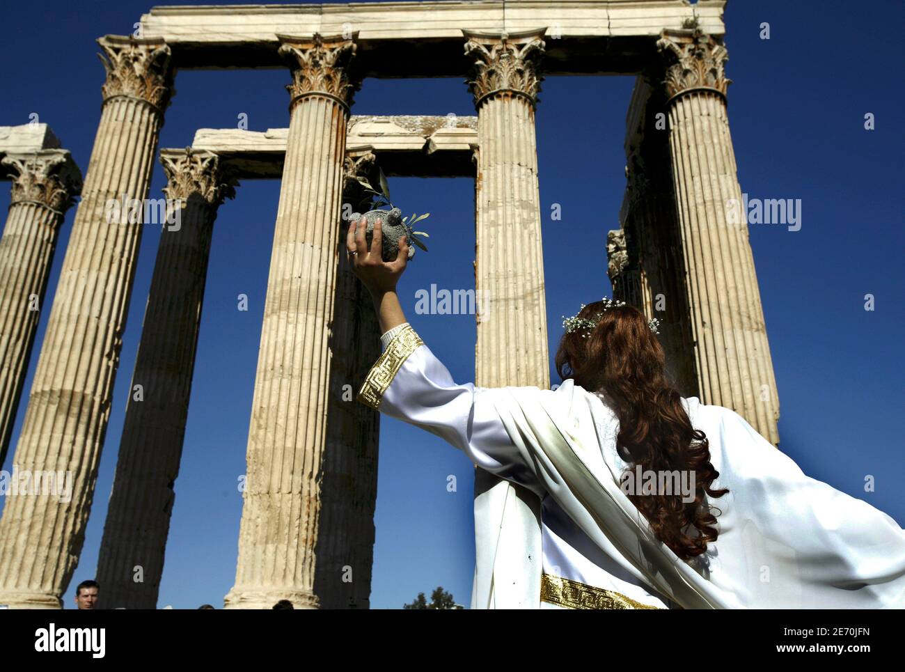 Ancient greek ceremony zeus hi-res stock photography and images - Alamy