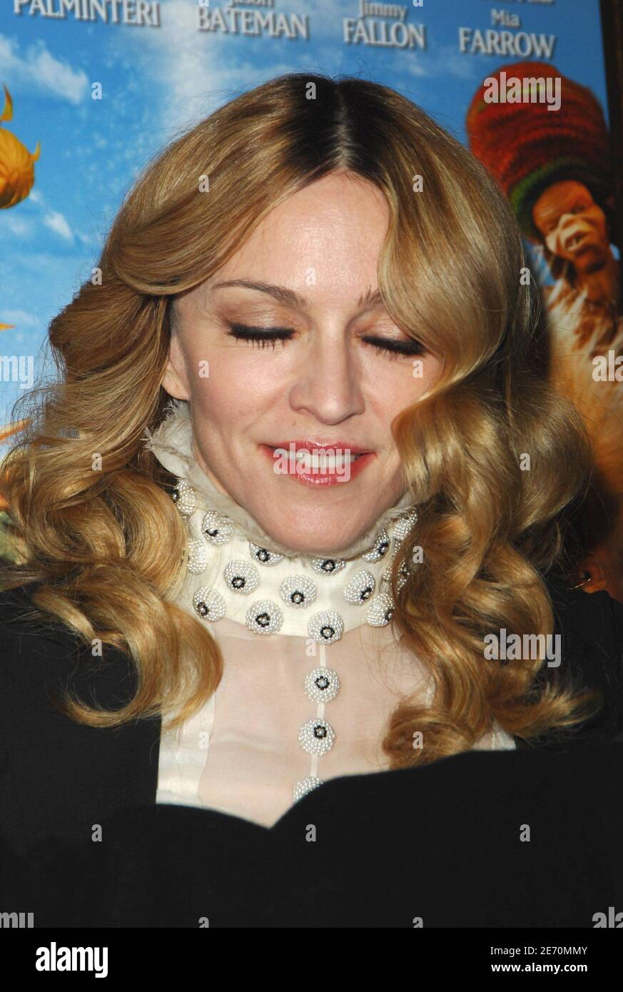 Madonna portrait singer hi-res stock photography and images - Alamy