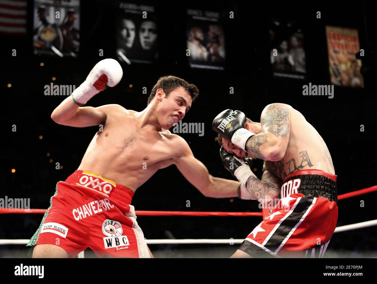 Julio Cesar Chavez Jr Mexico High Resolution Stock Photography and ...