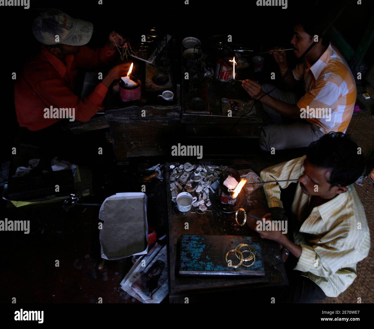 Indian goldsmiths hi-res stock photography and images - Alamy